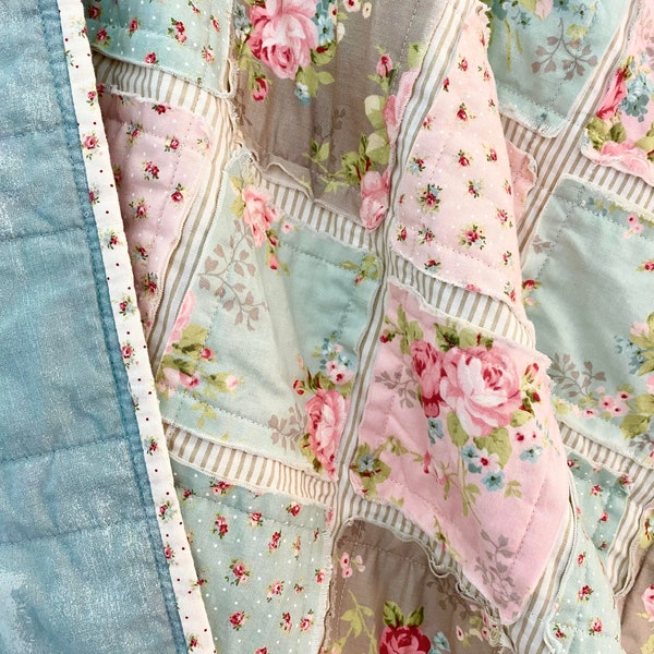 Shabby Chic Quilt - Etsy