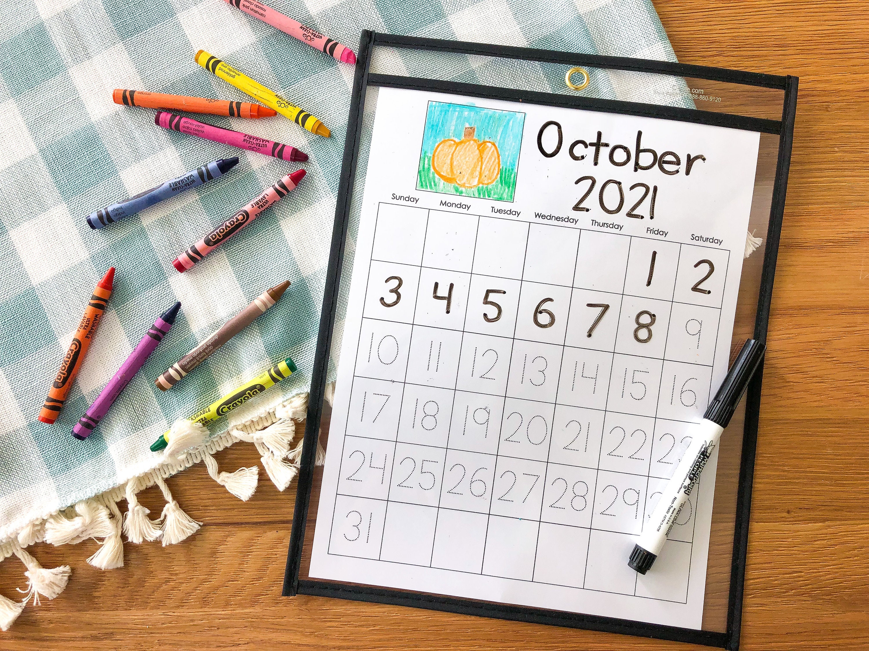 PRINTABLE Draw and Trace Traceable Calendar | Tracing Calendar ...
