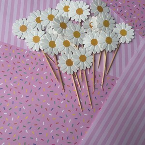 The Daisy Flower Toppers, Daisy Flower Party Decoration, Daisy Flower ...