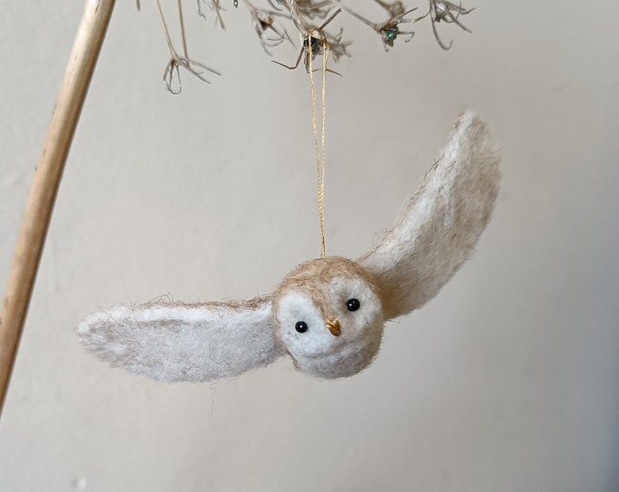 Wee Owls in Flight - Etsy