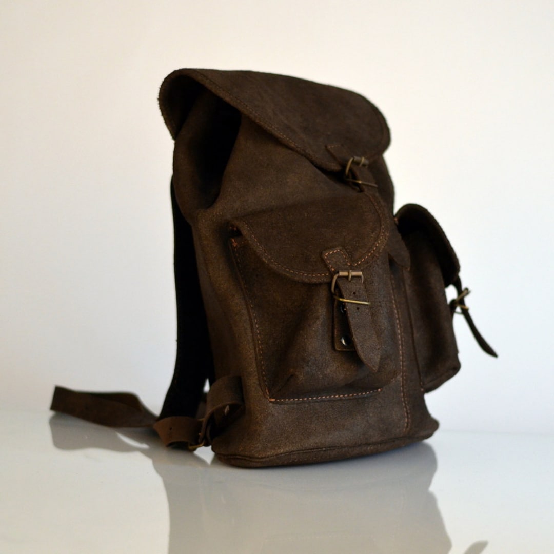 Classic Leather Backpack, Hand-crafted, Perfect Gift - Etsy