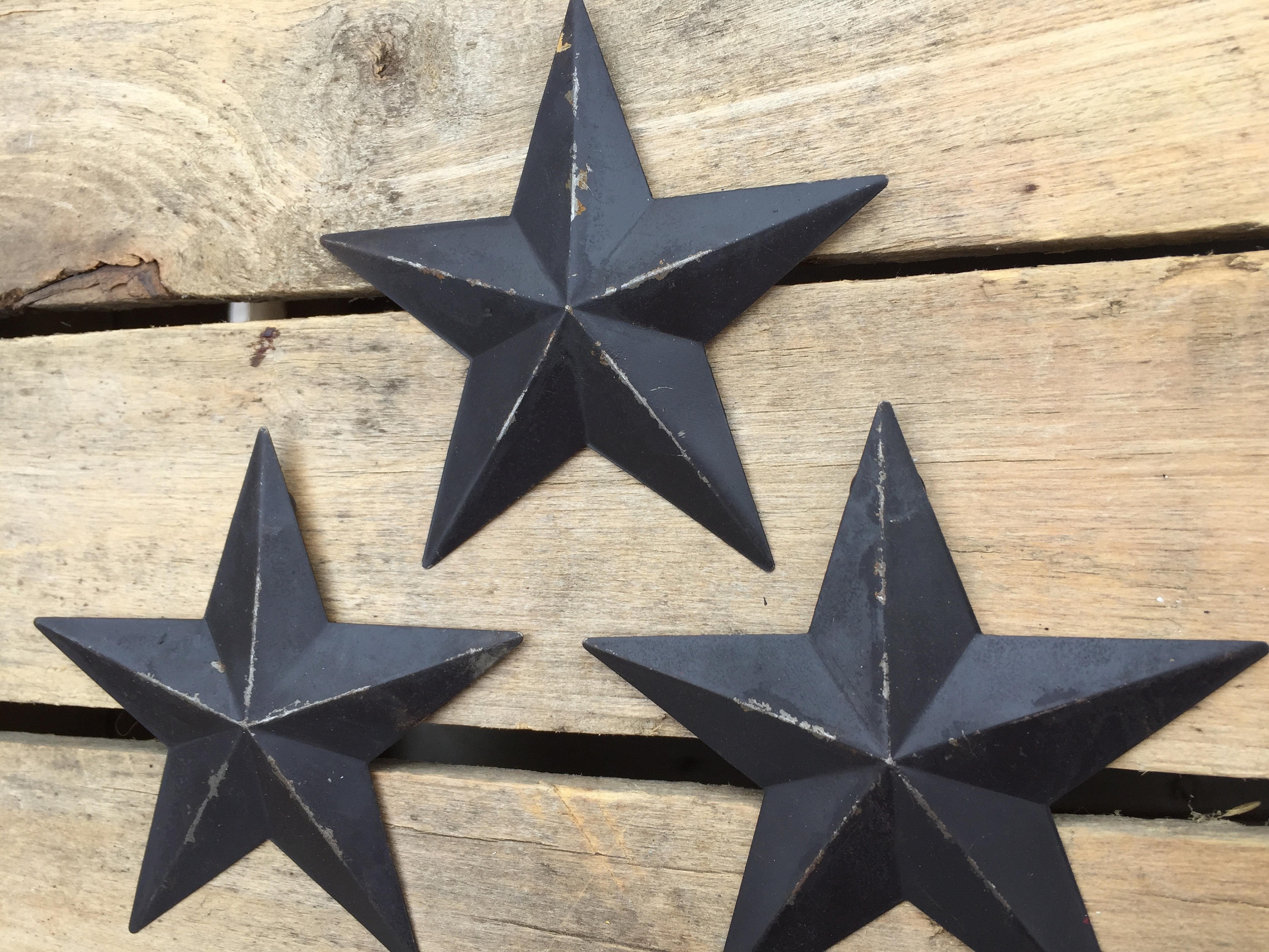 Set of 3 Small Metal Barn Stars