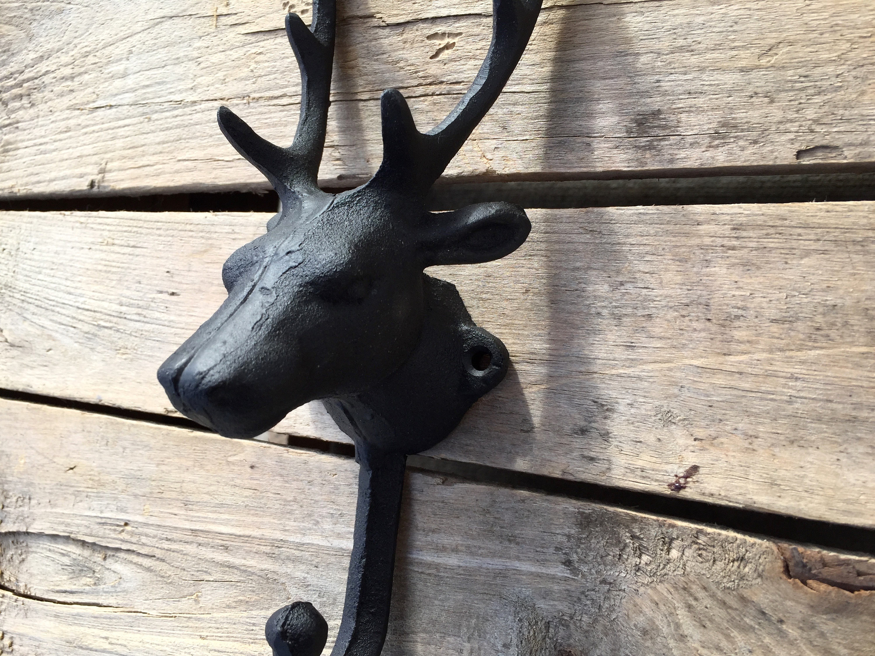 Black Deer Head Hook
