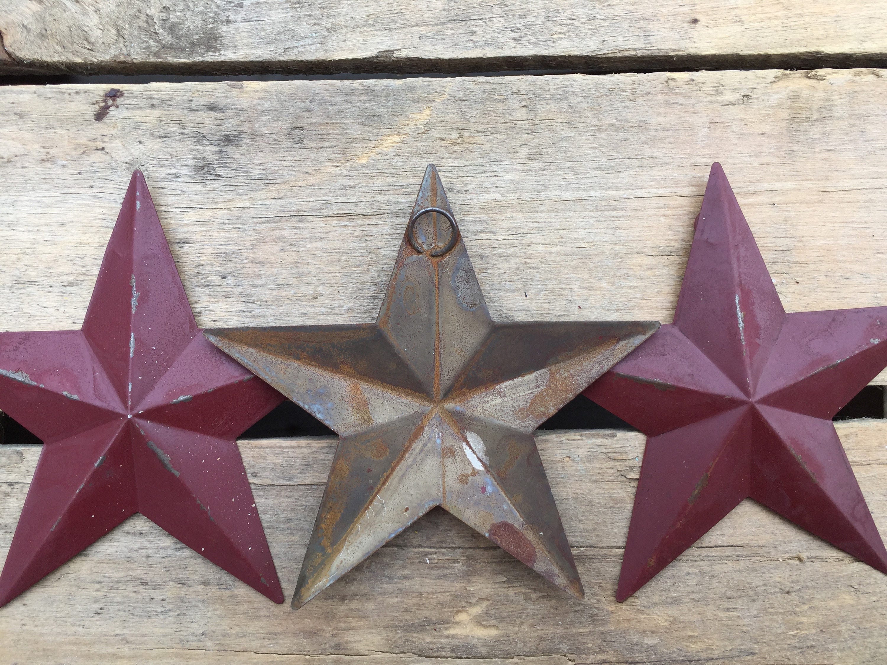 Set of 3 Small Metal Barn Stars