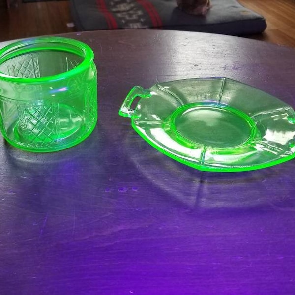 Uranium Glass Platter Serving Tray - Etsy