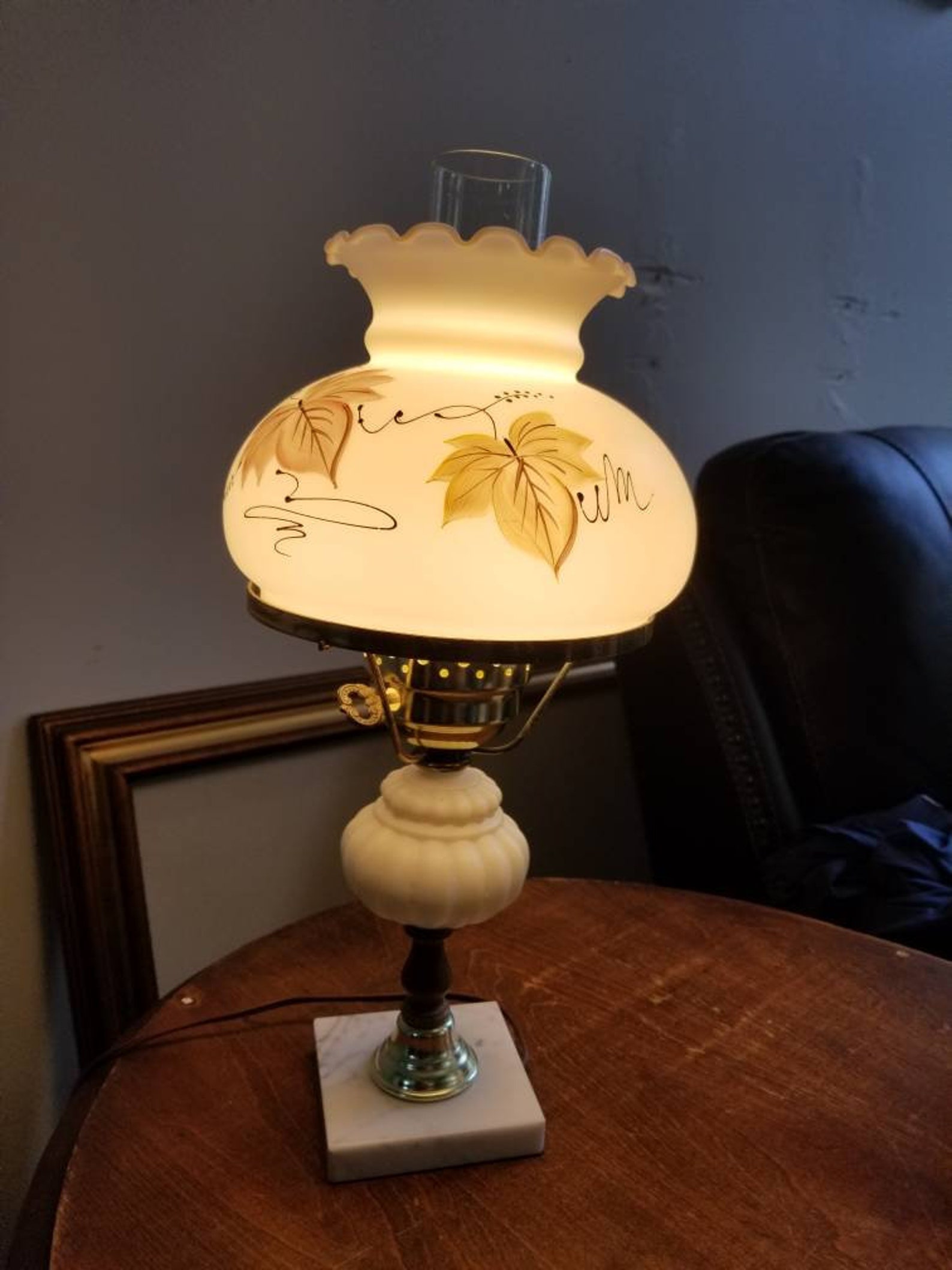 Vintage Electric Hurricane Style Lamp With Leaf Design - Etsy