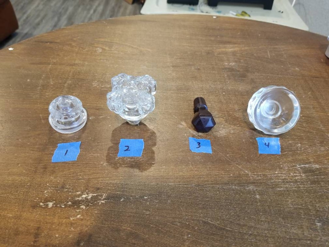 Set of 4 Glass Door Knobs and Glass Stoppers - Etsy