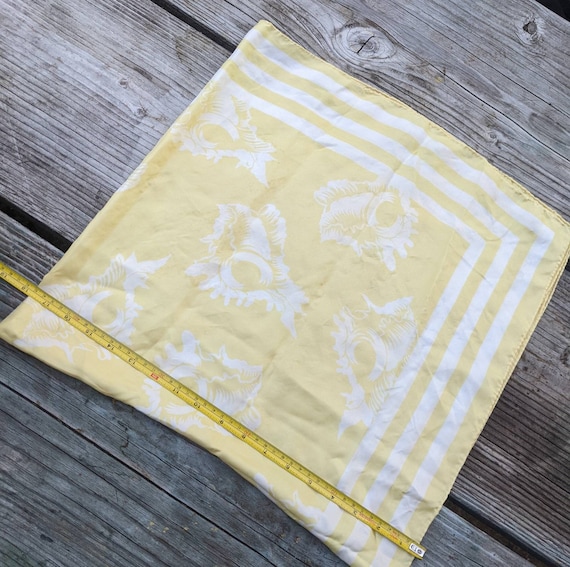 Anne Klein silk scarf shells 36 inch carré - Gem