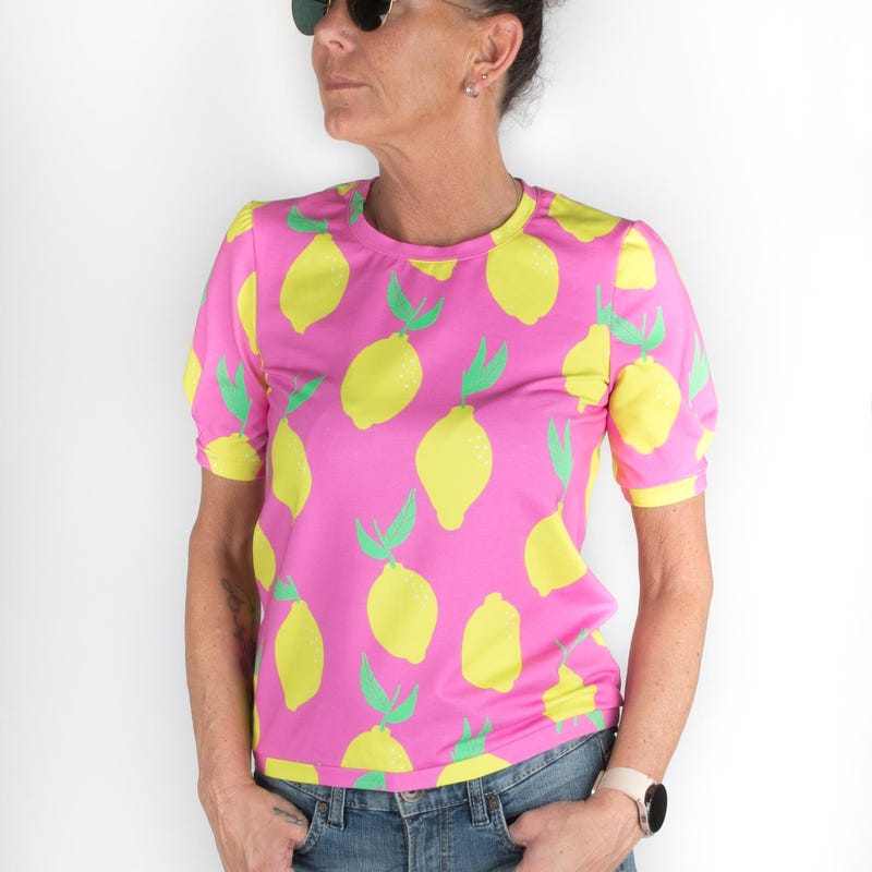 Tailliertes gelbes t shirt - Etsy.de