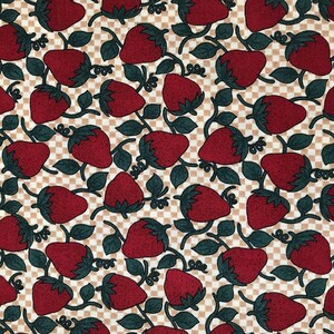 Strawberry Print Fabric by Debbie Mumm, Picnic Fabric Primitive ...