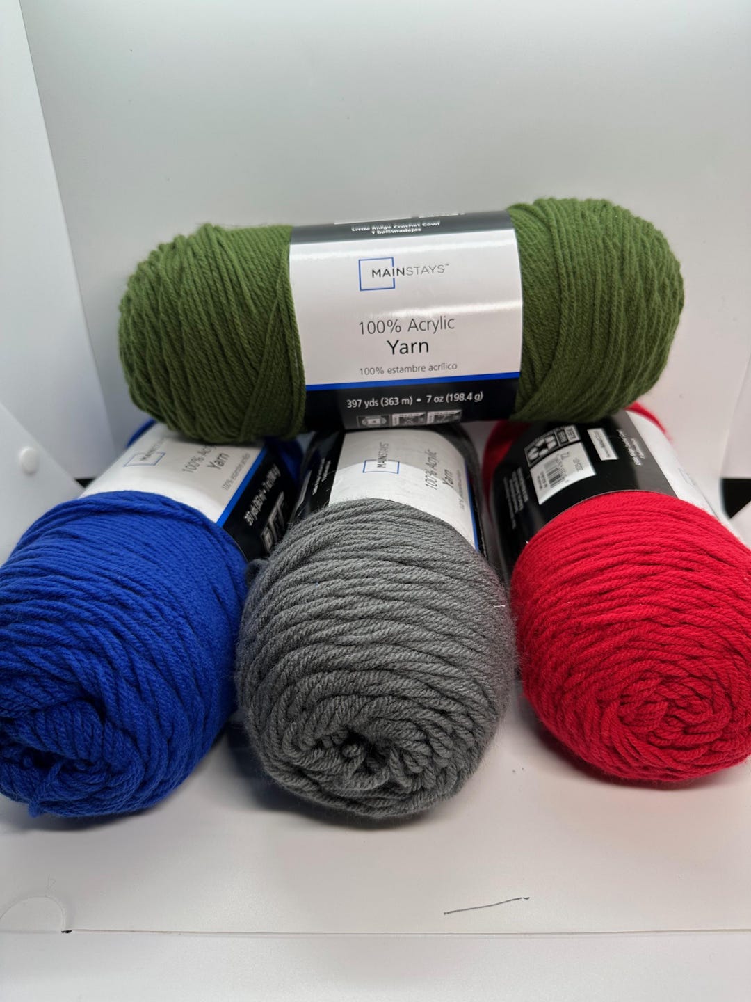 Mainstays Medium Acrylic Yarn, 7 Oz, 397 Yards in Different Colors to ...