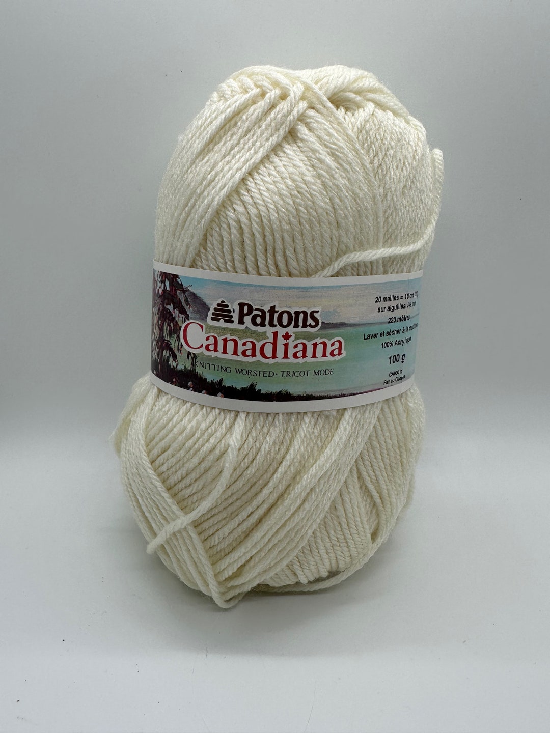 Patons Canadiana Yarn in off White, Color 104 - Etsy