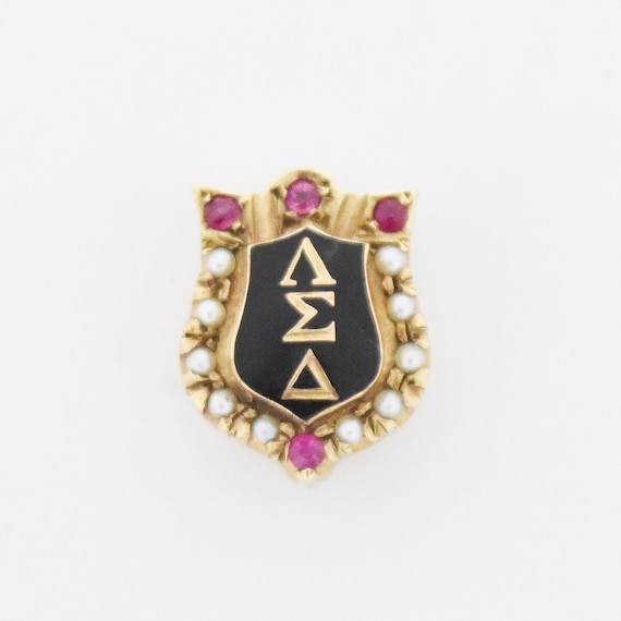 Alpha Sigma Alpha Badge