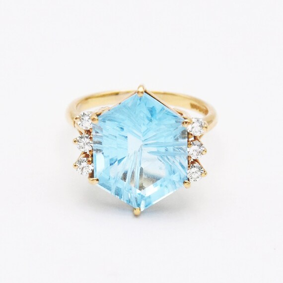 18k Yellow Gold Estate Blue Topaz & Diamond Ring Size… - Gem 18k Yellow Gold Estate Blue Topaz & Diamond Ring Size… - Gem