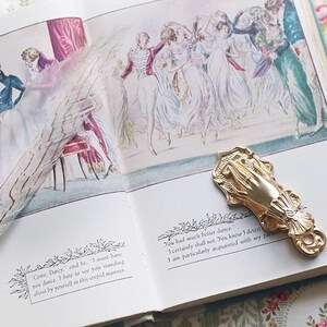 Ornate Vintage Hand Book Clip, Dainty Hand, Planner Holder, Metal Clip ...
