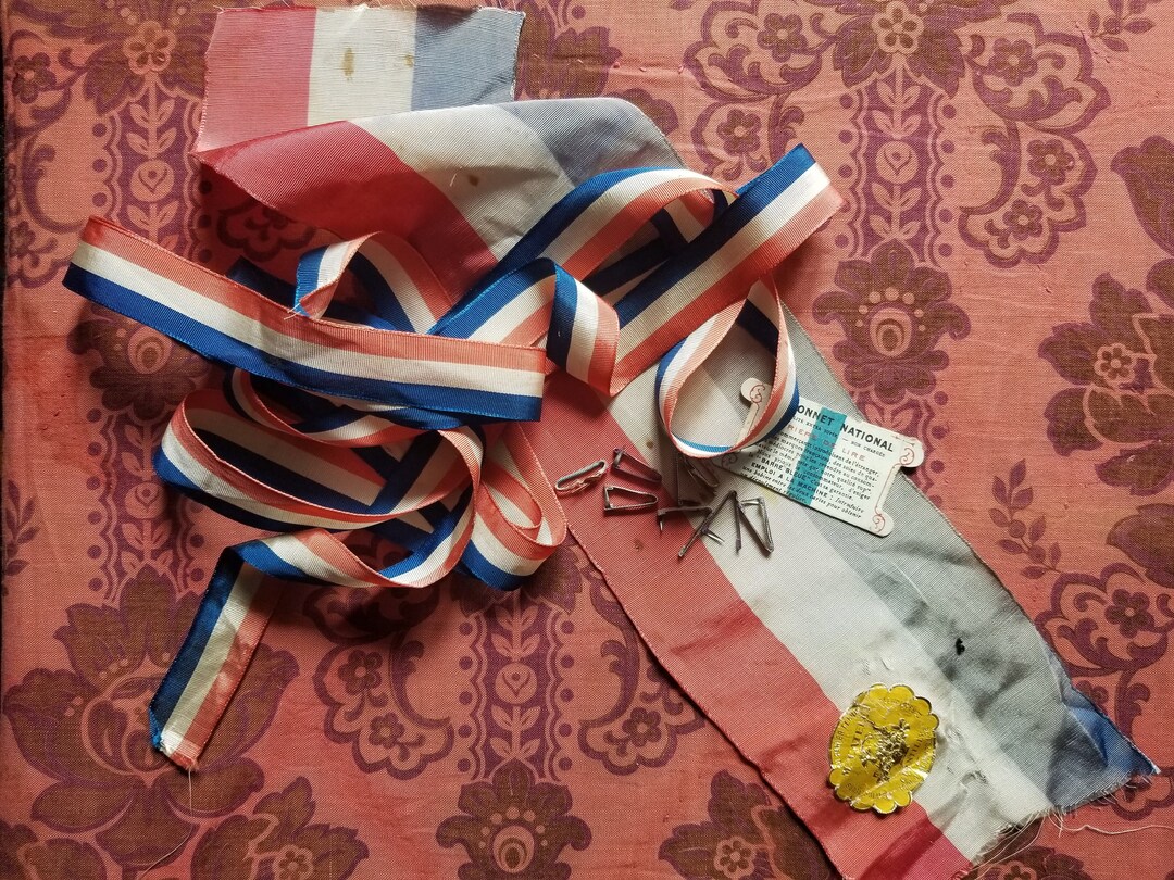 Antique French Tricolour Ribbons Et Military Clips Lot - Etsy