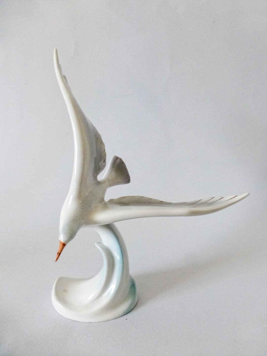 Landing Seagull Statue,hungarian Hollohaza Porcelain FREE SHIPPING - Etsy