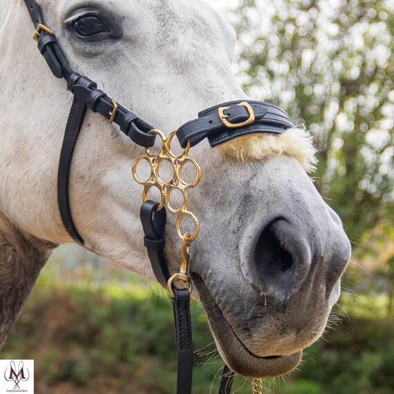 Hackamore flower wheel in gold and black noseband with fur | Etsy
