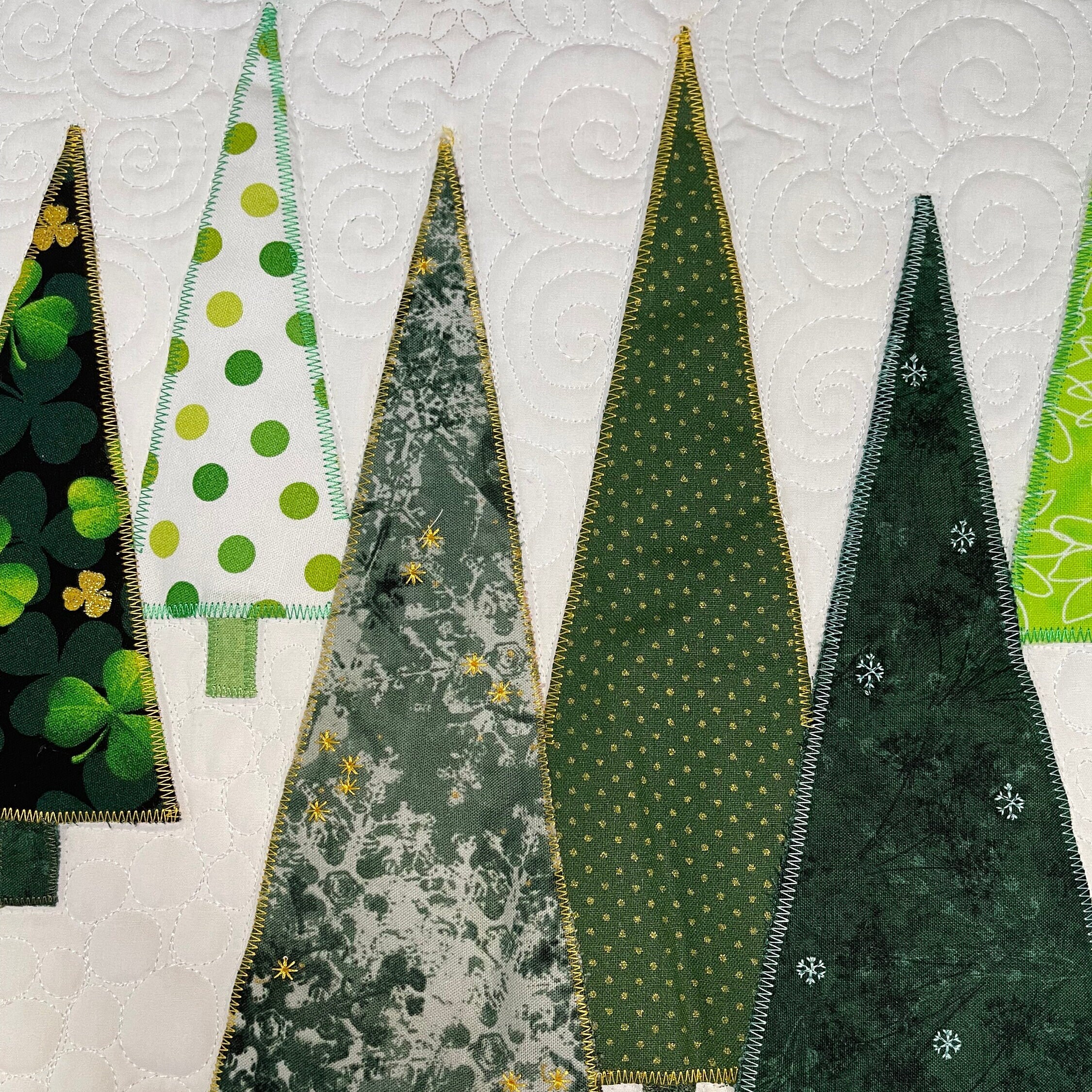 Christmas Quilted Table Runner,hand Made in USA, Green Trees, Elegant ...