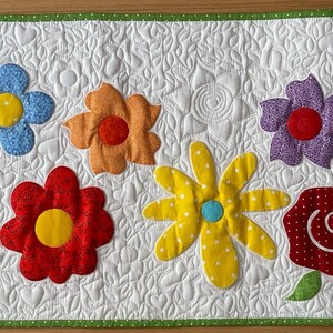 Flower Power! Quilted Table Runner, Handmade in USA, Beautiful Art on ...