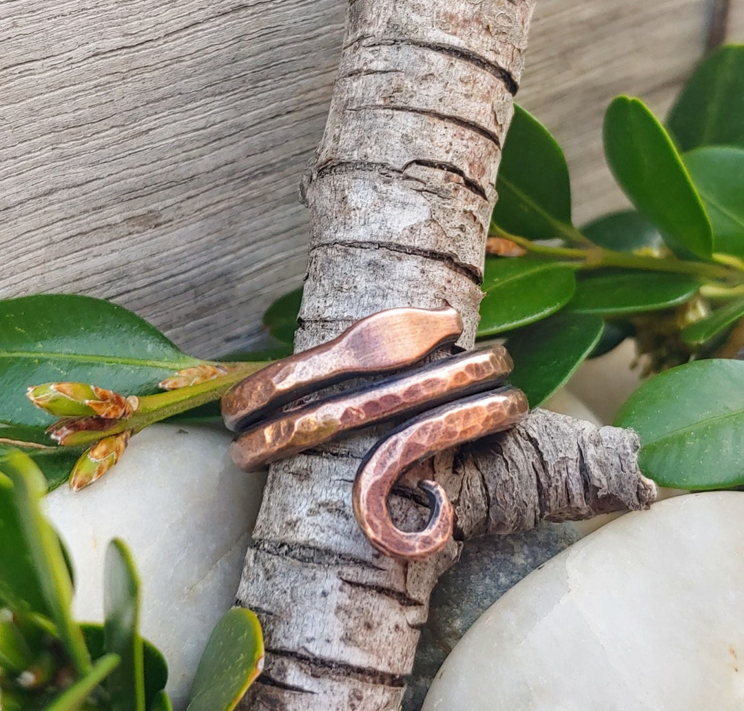 Hammered Copper Snake Ring: Rustic Patina Serpent Jewelry, Size 6 - Etsy