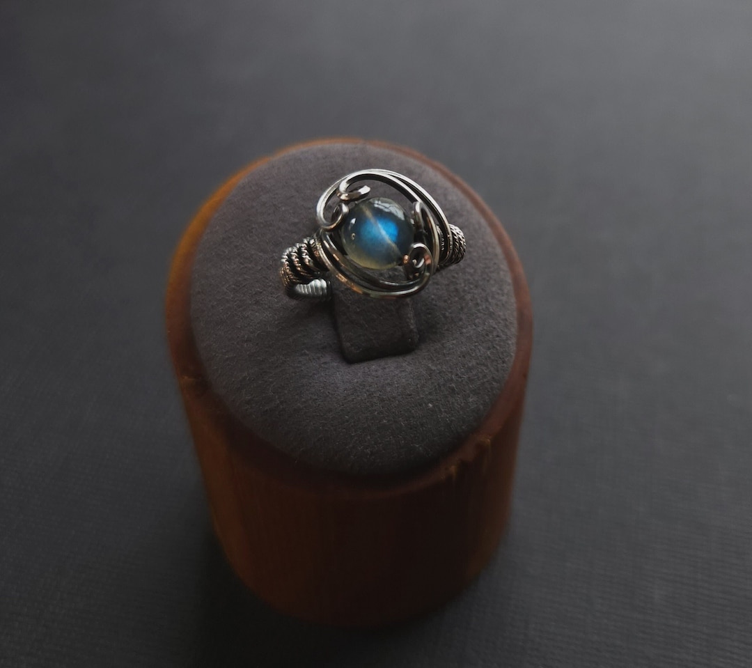 Labradorite Gemstone Ring, Wier Wrap Sterling Silver Ring, Petite ...