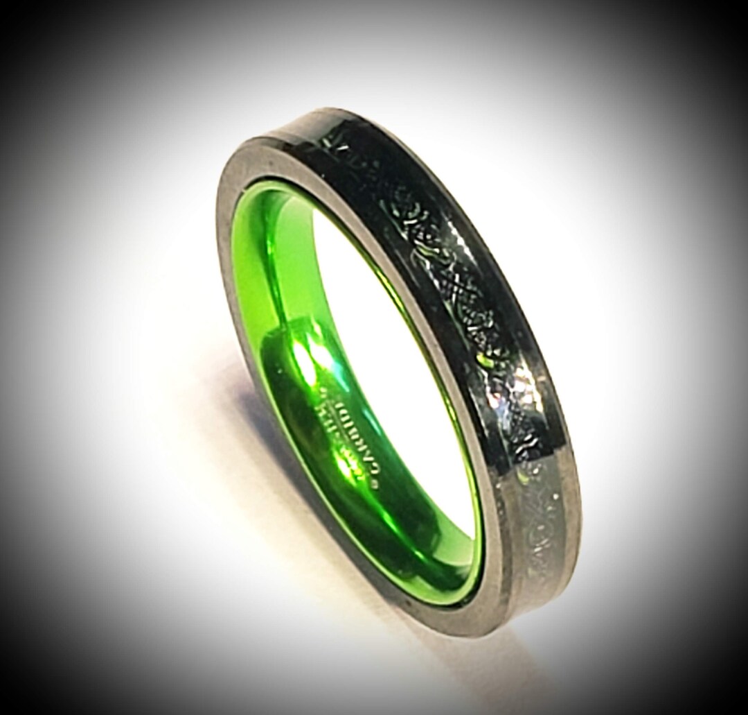 4mm Irish Green Carbon Fiber and Black Celtic Inlay Over Black Tungsten ...