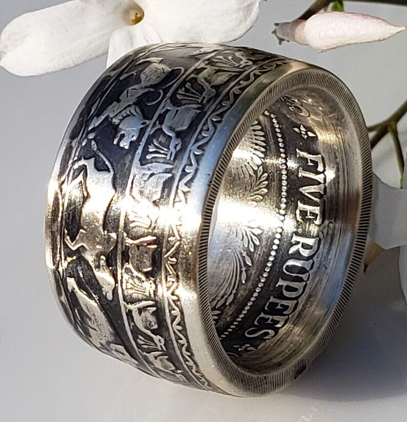 1957 CEYLON (SRI LANKA) Hand Forged Coin Ring. Silver 5 Rupees 2500th ...