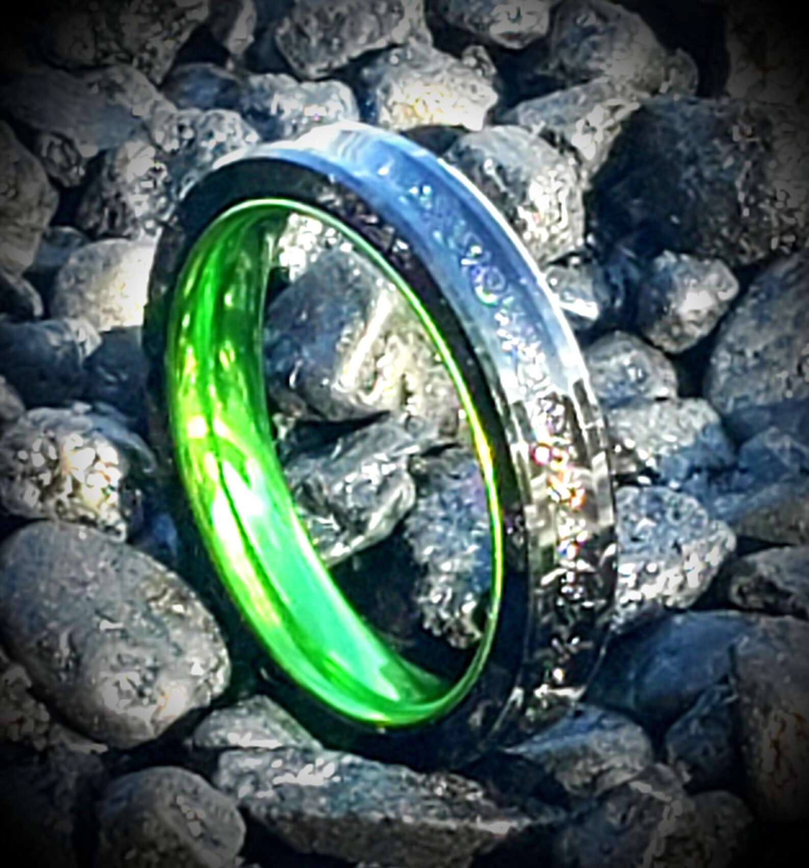 4mm Irish Green Carbon Fiber and Black Celtic Inlay Over Black - Etsy