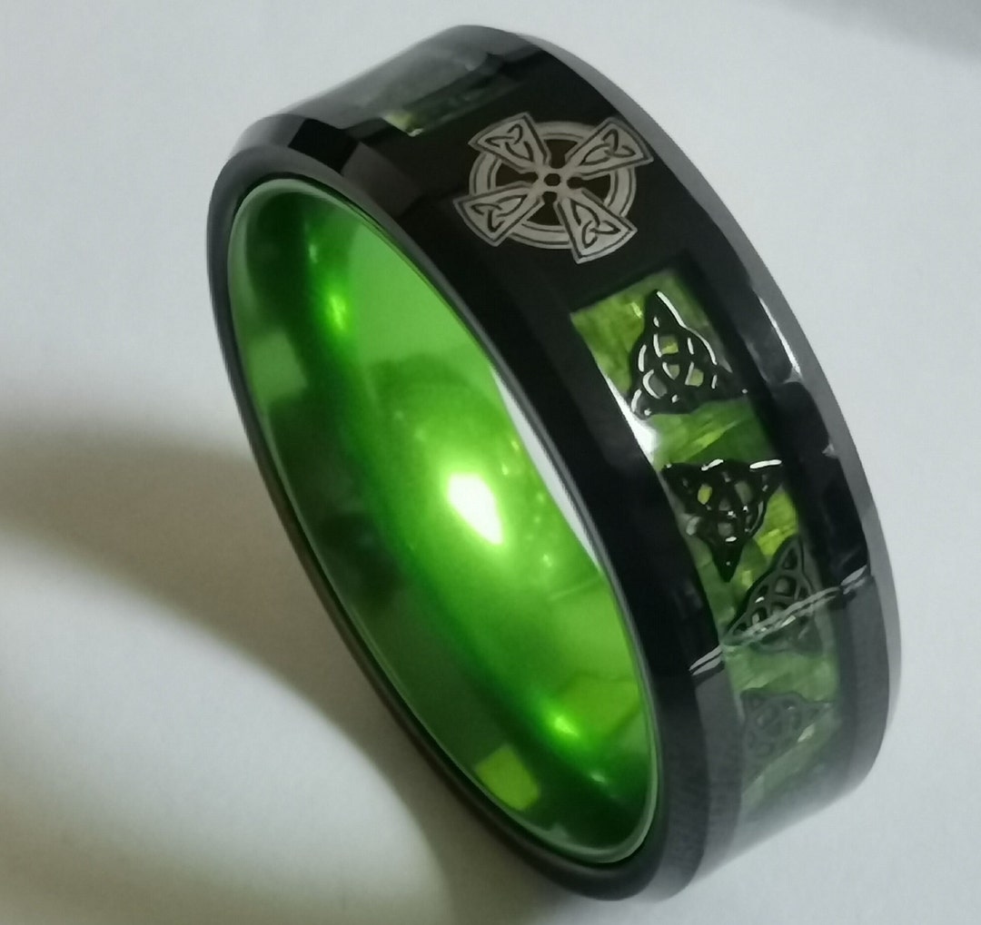 8mm CELTIC TRINITY Ring | Green Carbon Fiber Inlay With Black Trinity ...