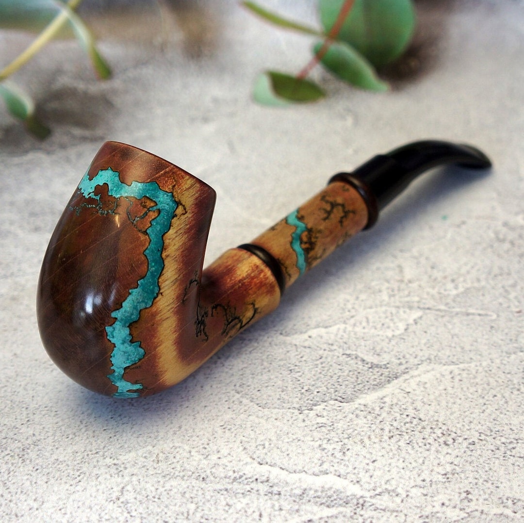 Tabakpfeife. Tabakpfeifen. Pfeife aus Holz. Handgefertigte lange Pfeife ...
