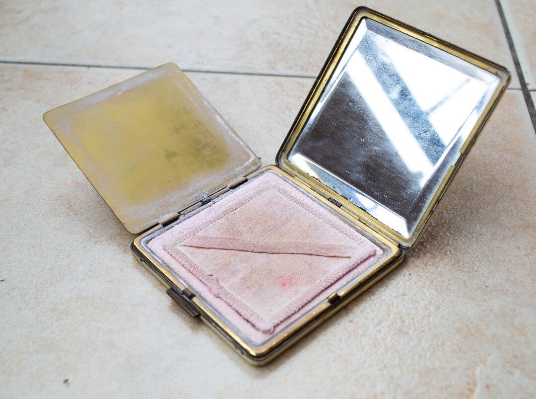 1930's Vintage Powder Mirror, Powder Box With a Mirror, Women Pocket ...
