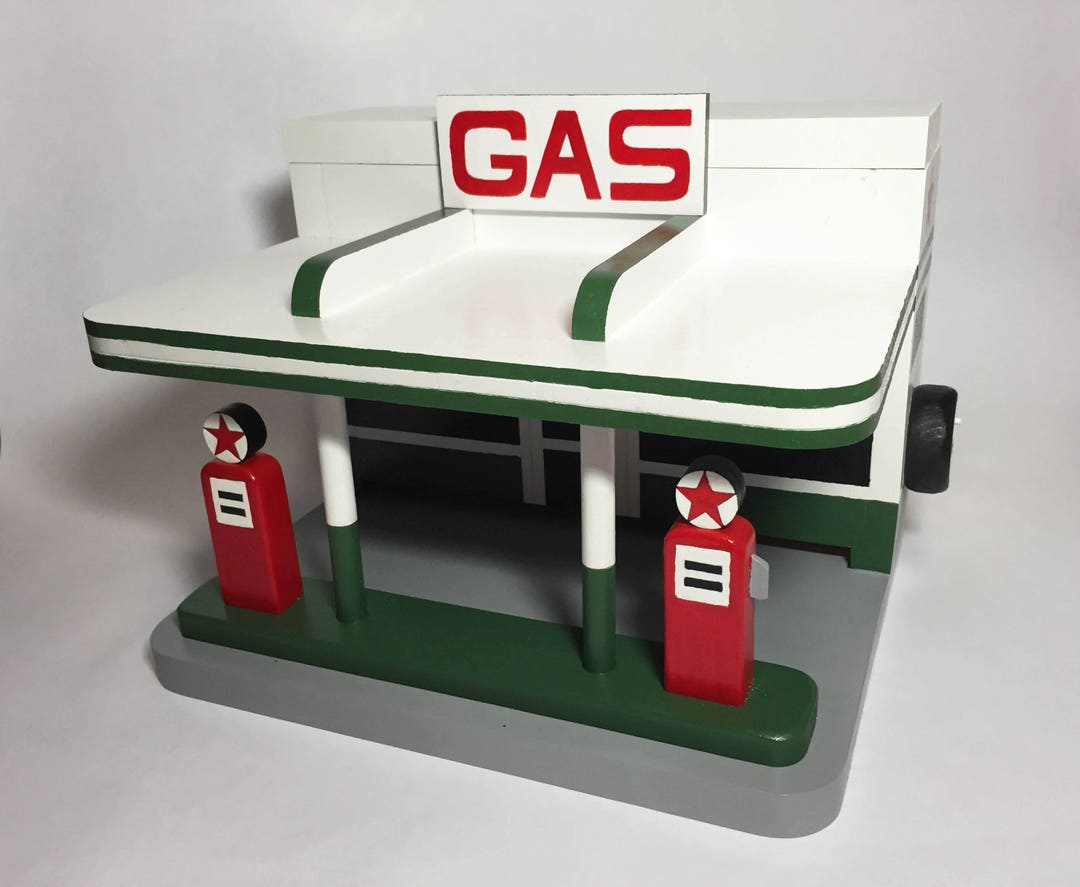 1950's Style Gas Station Bird Feeder - Etsy