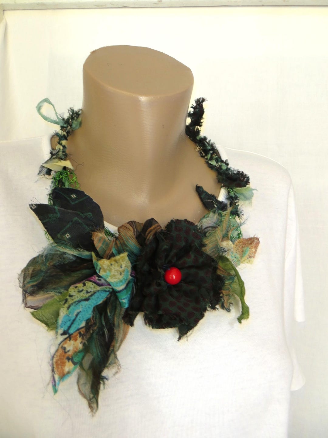Handmade Fiber Art Necklace,silk Fabric Necklace, Contemporary Necklace ...