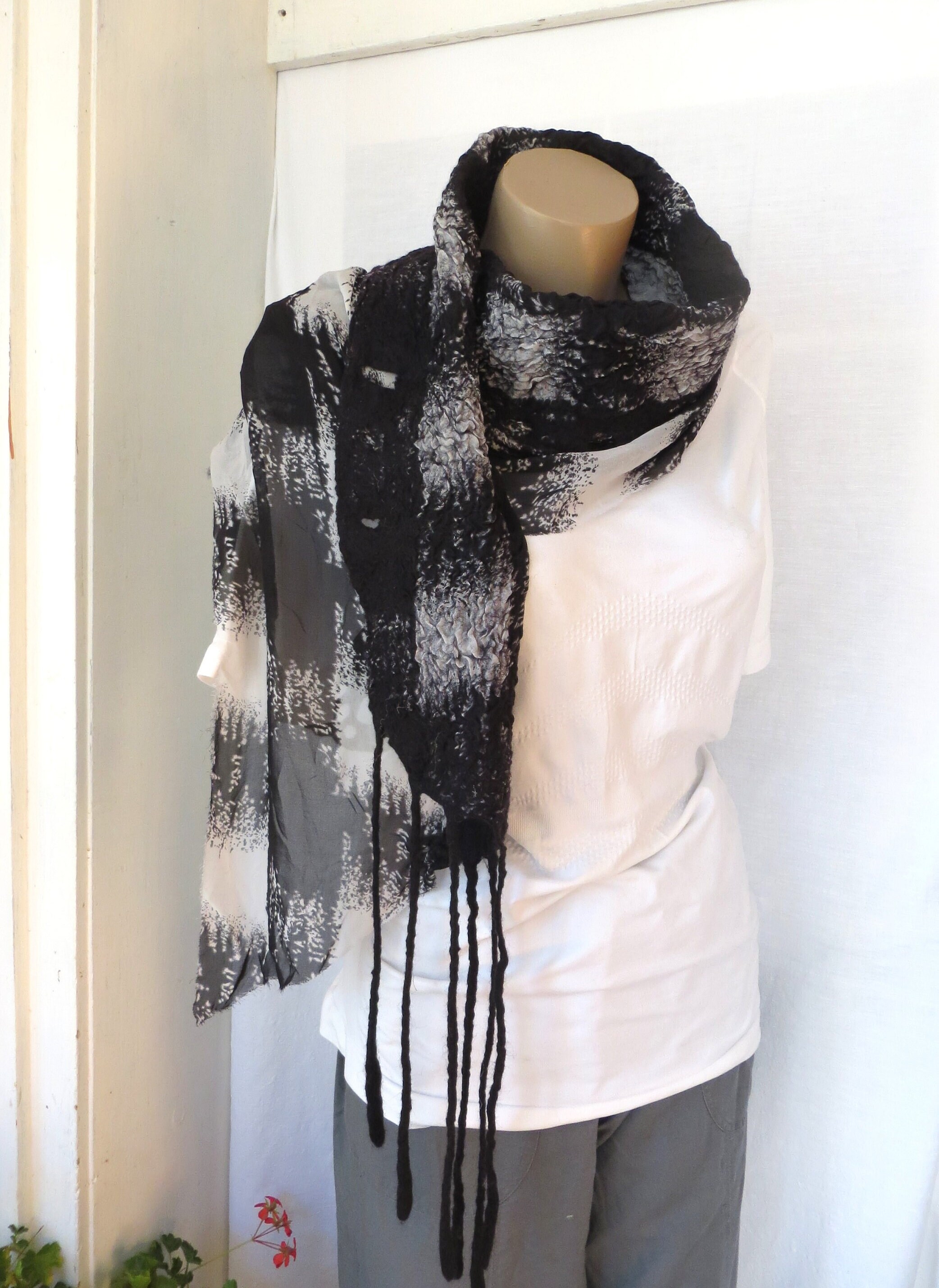 Gift for Her,nunofelted Scarf, Black White Felted Scarf, Nunofelted ...