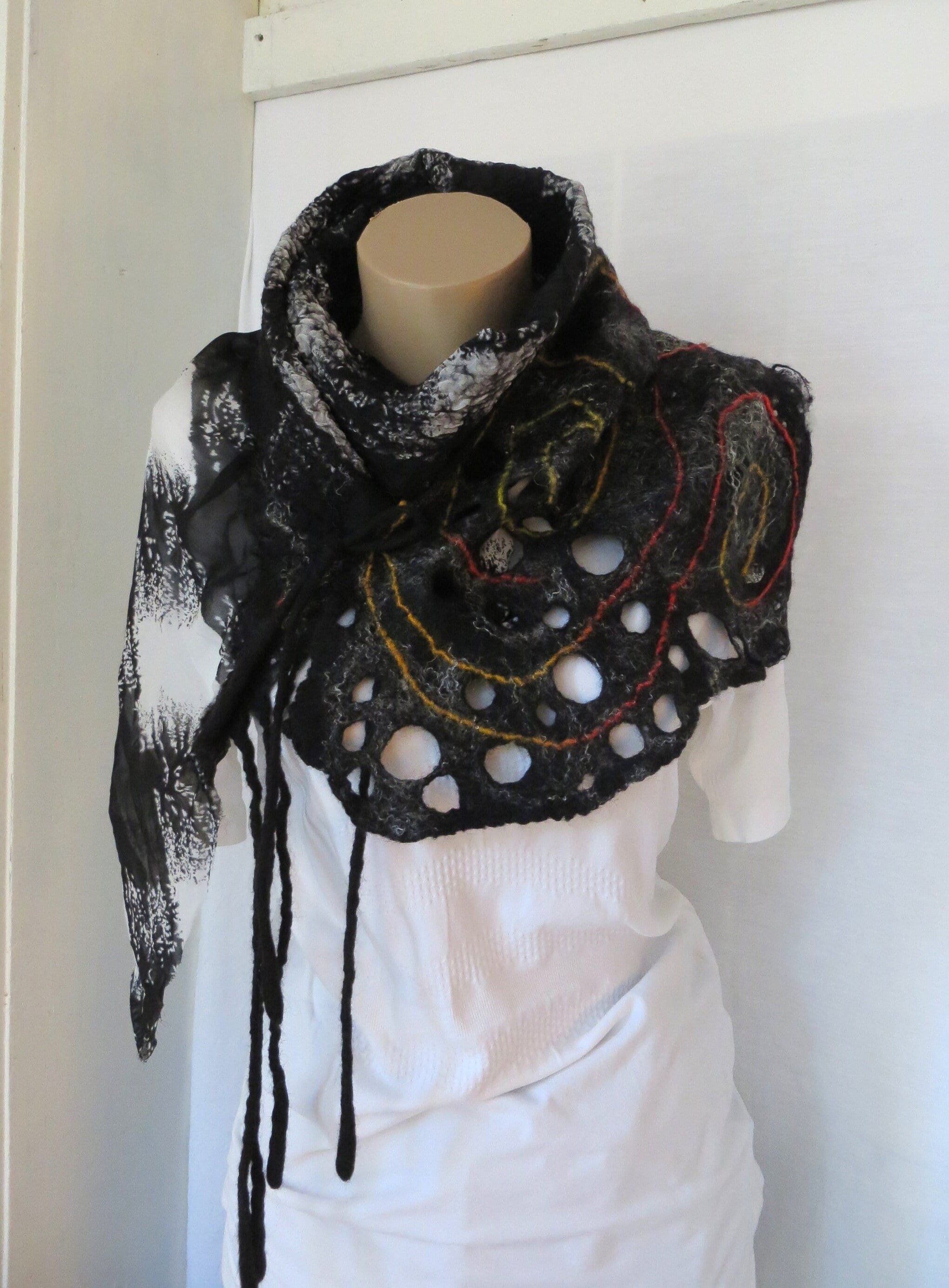 Gift for Her,nunofelted Scarf, Black White Felted Scarf, Nunofelted ...