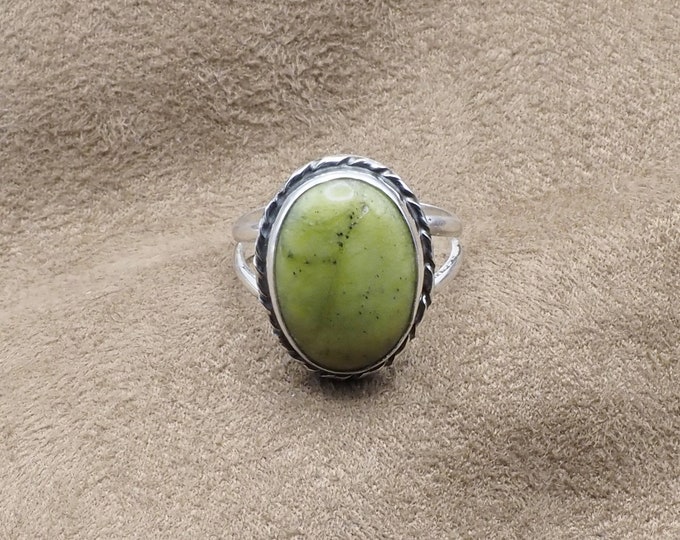 2516, Ladies Serpentine Ring, Sterling Silver Ring, Handmade Ring, Large Green Stone Ring, 925 ...