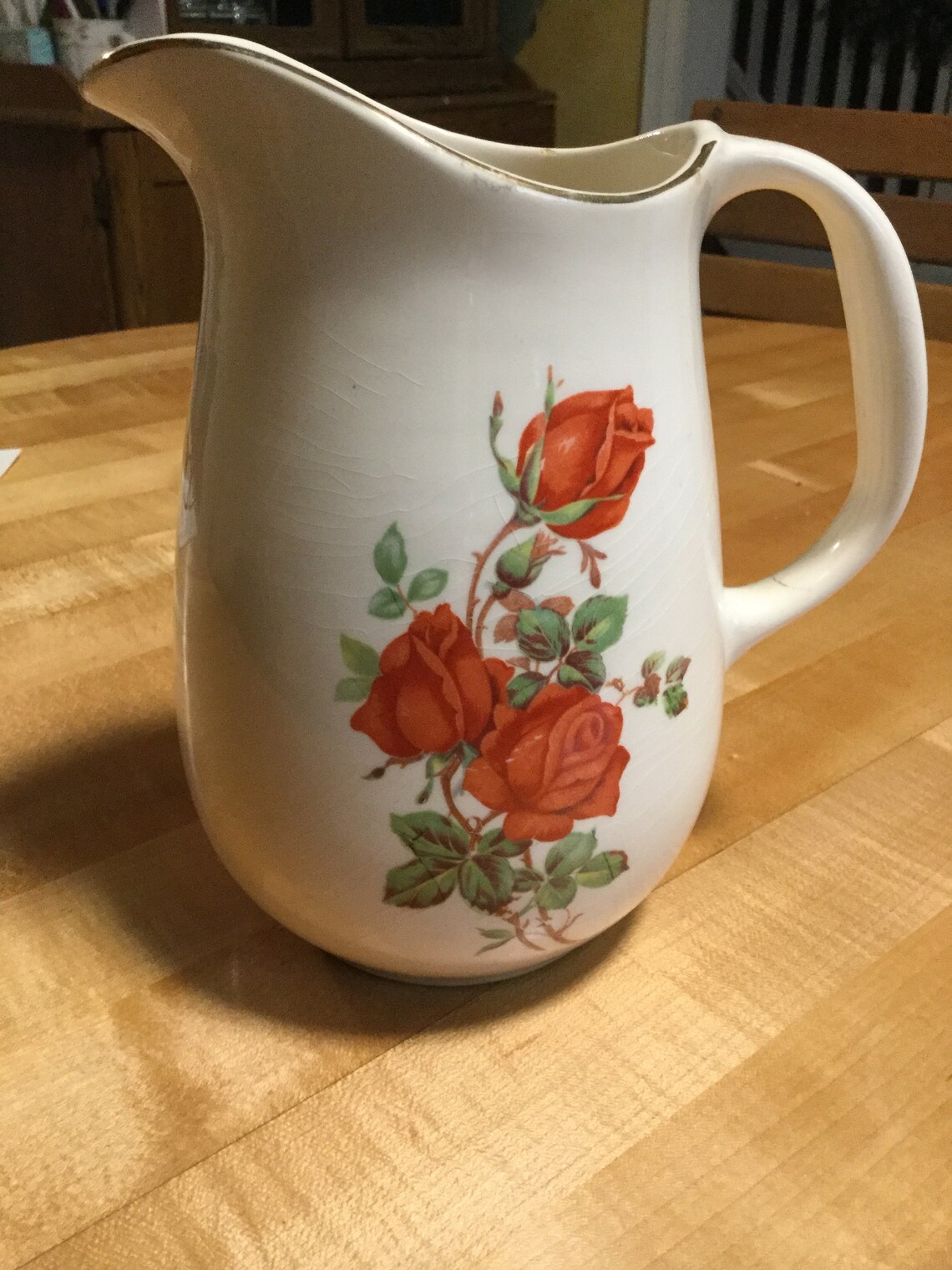 Vintage Gold Rimmed Pitcher Roses Universal-Cambridge Ohio, hecho en EE ...