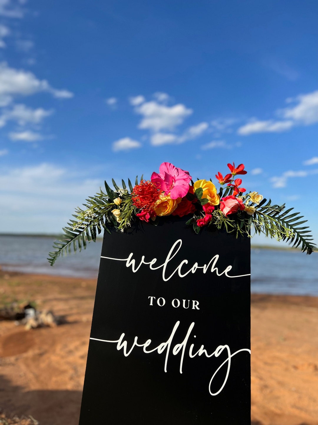 Simple Bright Pink Fuchsia Silk Floral Easel Piece / Floral Arrangement ...