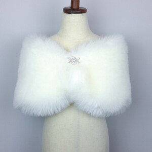 Light Ivory Flower Girl Faux Fur Wrap Shawl kid Wht01 | Etsy