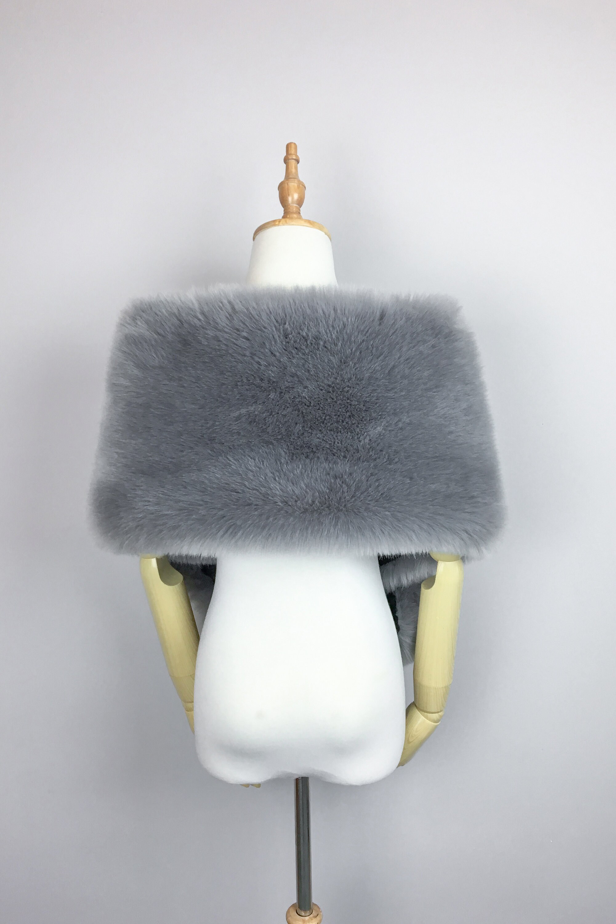 Grey Faux Fur Bridal Wrap, Wedding Fur Shrug, Faux Fur Wrap, Bridal ...
