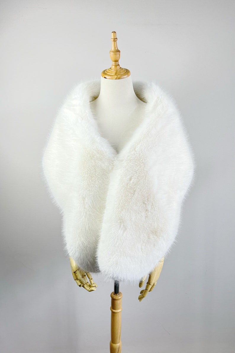 White Ivory Faux Fur Bridal Wrap, Wedding Fur Shrug, Ivory Fur Wrap ...