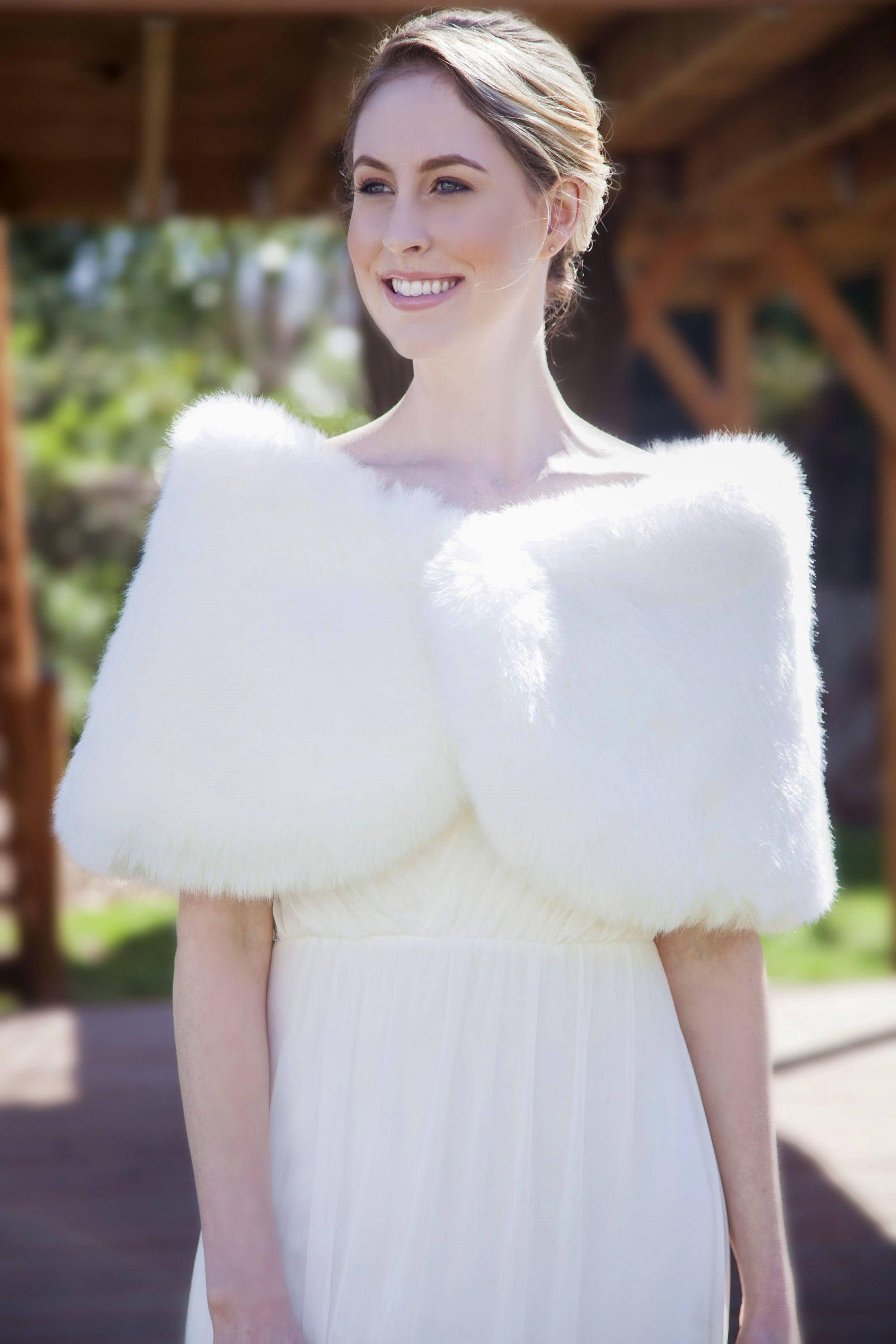 Light Ivory Faux Fur Bridal Wrap Wedding Fur Shrug White Fur | Etsy