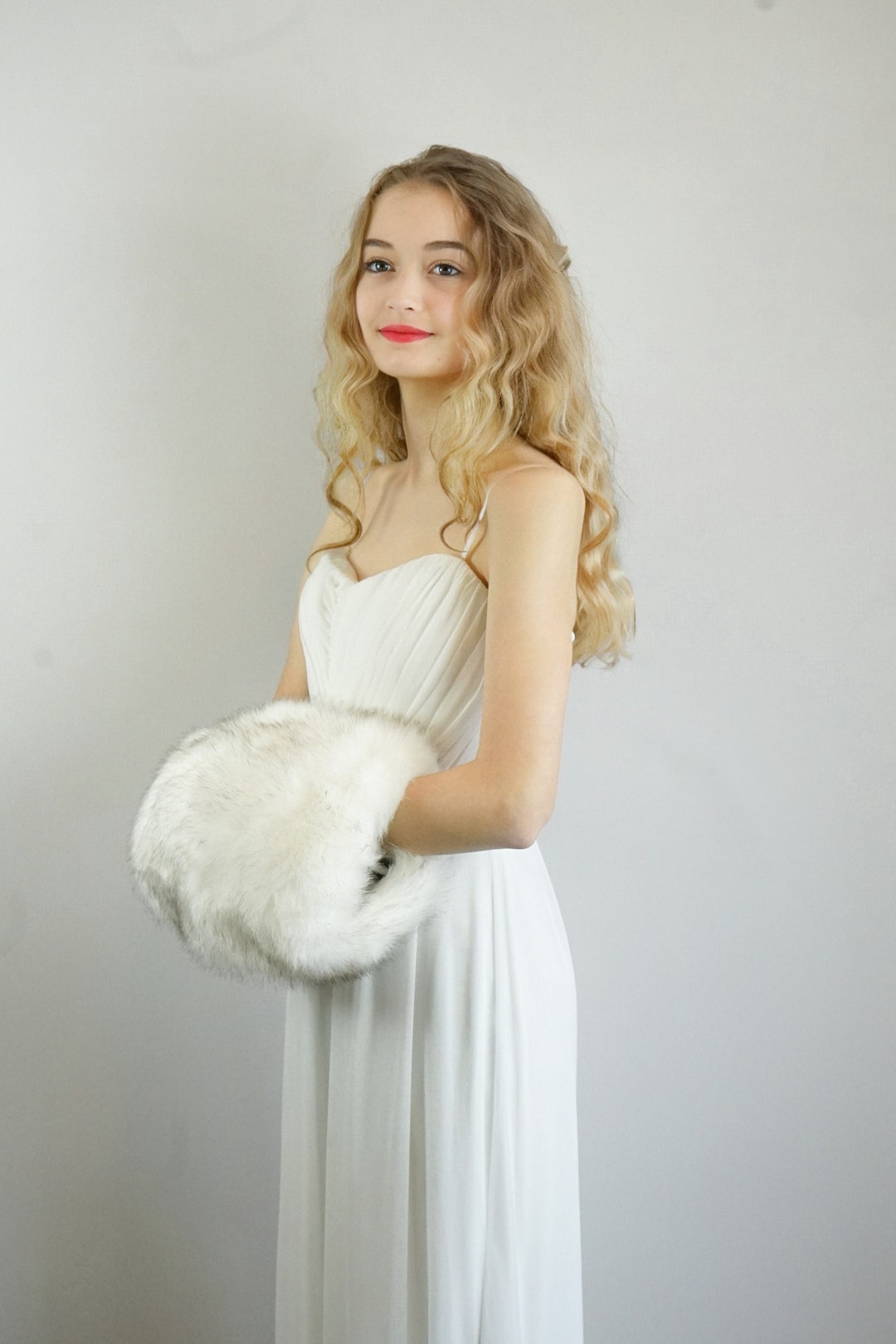 Custom Made Fur Muff With Phone Pocket, Bridal Muff, Bridesmaids Muff ...