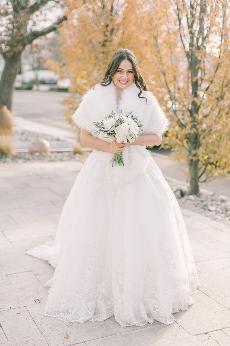 Ivory faux fur bridal wrap Wedding Fur shrug Ivory Fur Wrap | Etsy