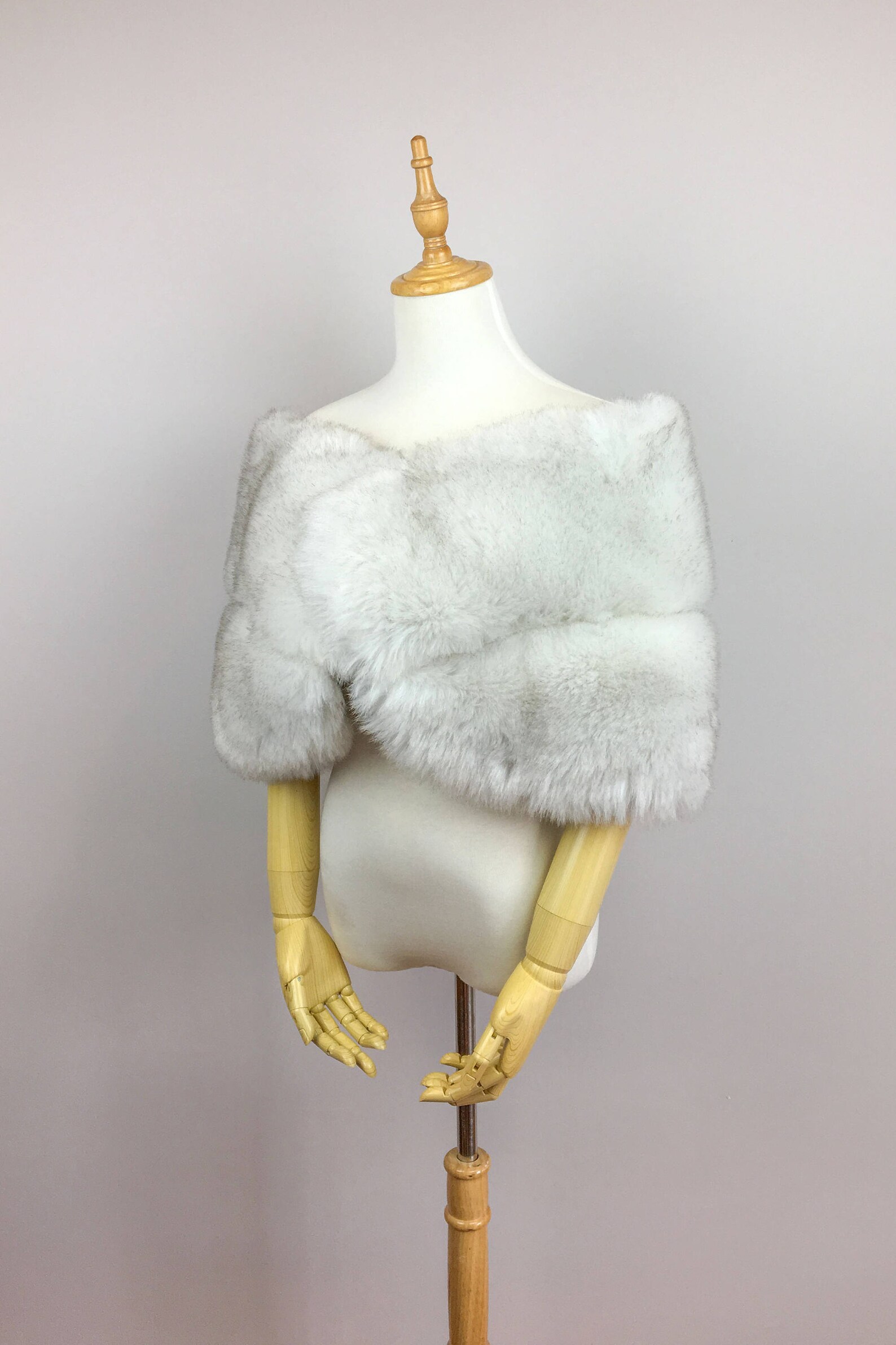 Light Grey / Silver With Black Tips Fur Shawl Wedding Fur - Etsy