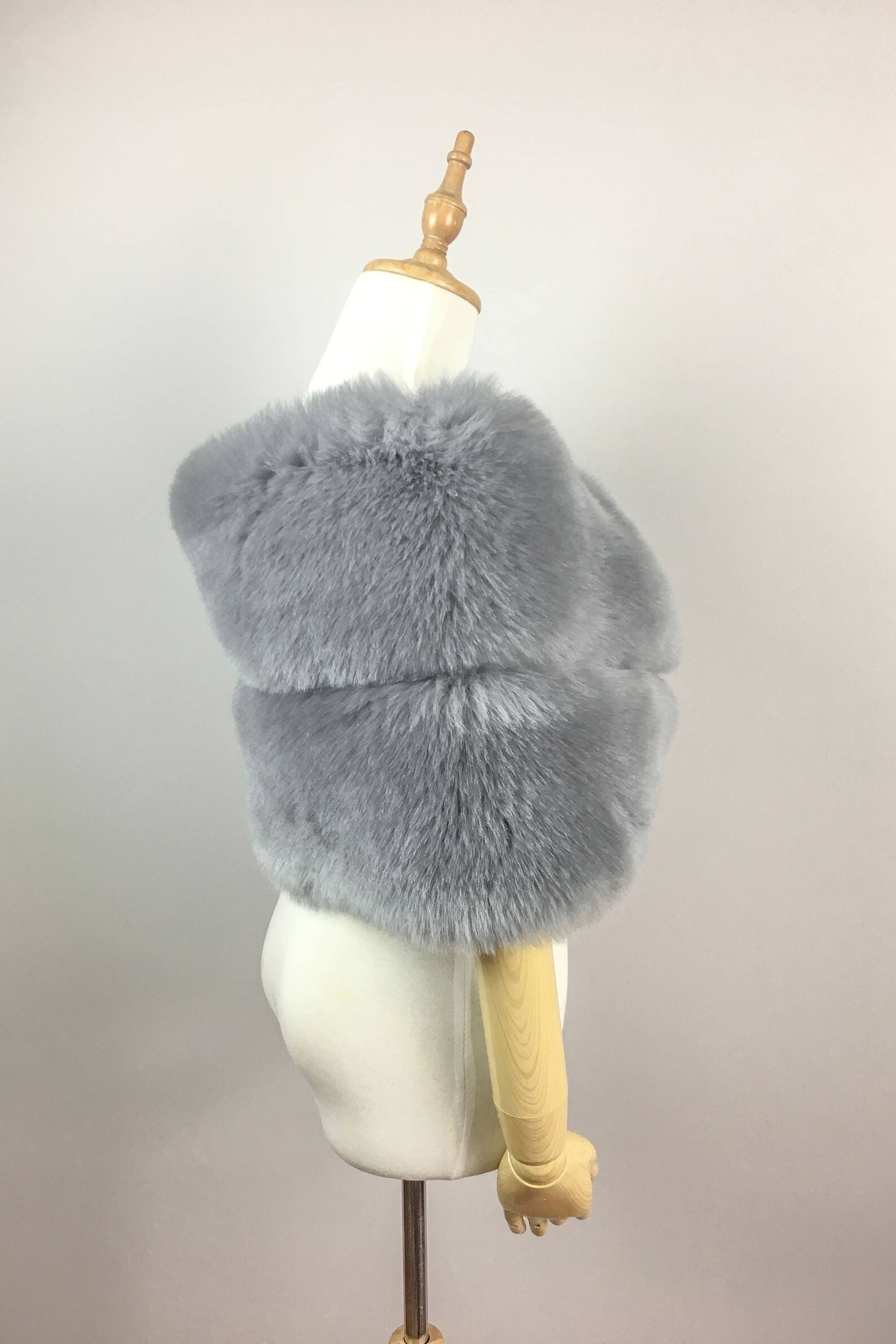 Grey Faux Fur Bridal Wrap Wedding Fur Shrug White Fur Wrap | Etsy