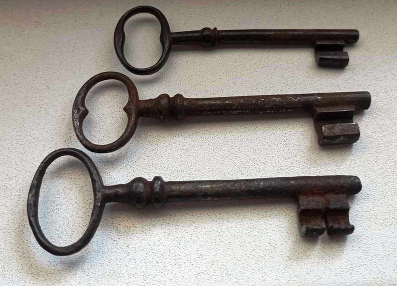 Rare Old Lot/set Antique Big Metal Keys, Metal Skeleton Keys, Keys to ...