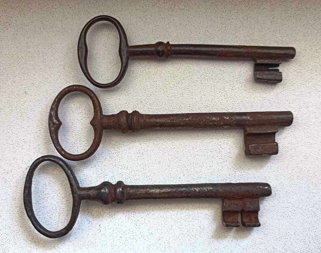 Rare Old Lot/set Antique Big Metal Keys, Metal Skeleton Keys, Keys to ...