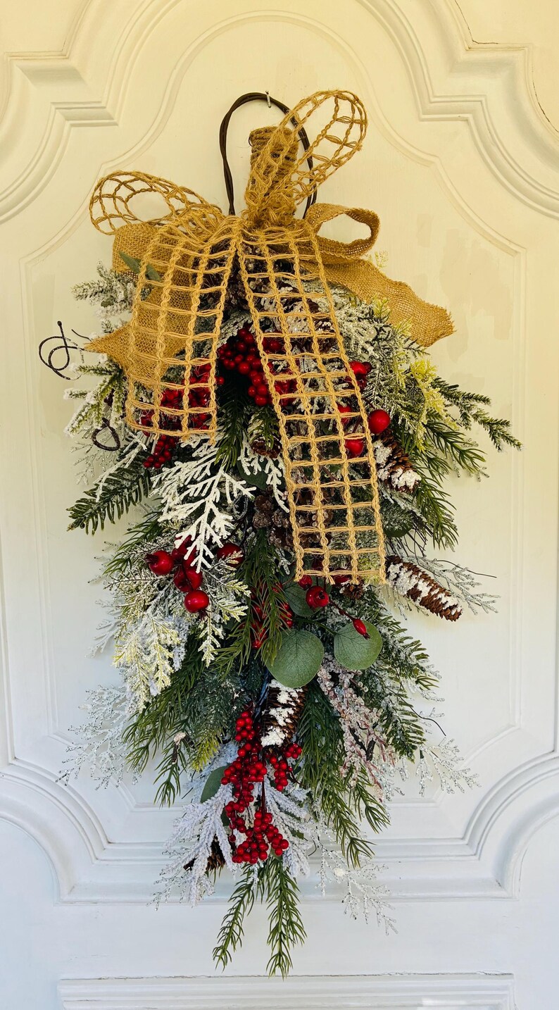 Winter Farmhouse Berry Swag: Woodland Decor Rustic Winter Decor Winter ...